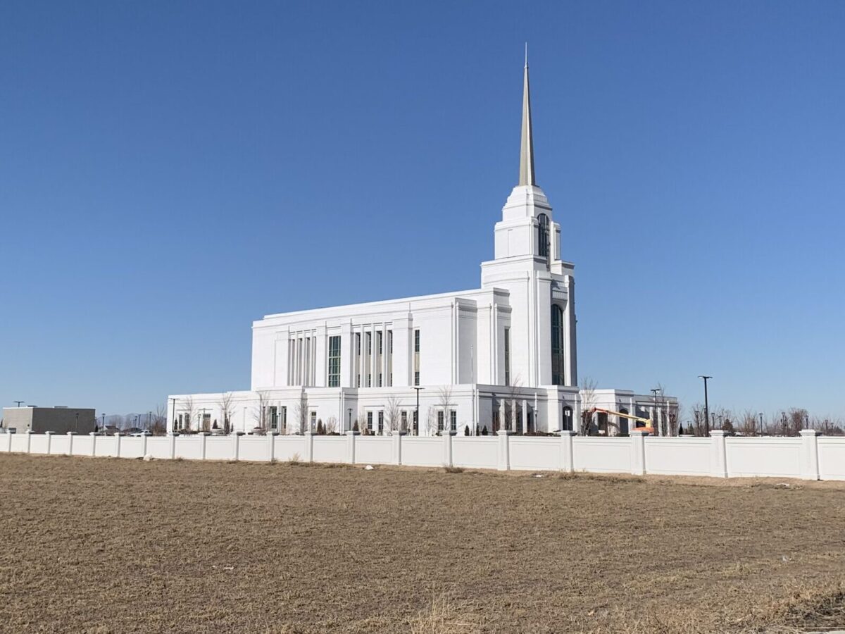Syracuse temple open house set for May; dedication to follow in June ...